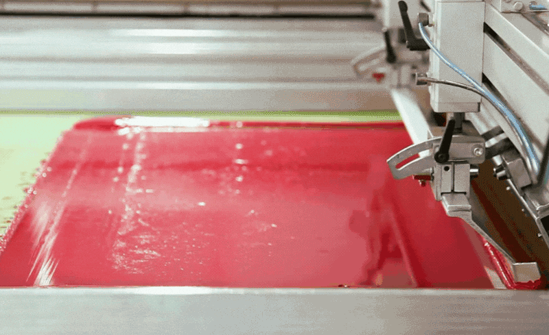 The Pros & Cons of Screen Printing